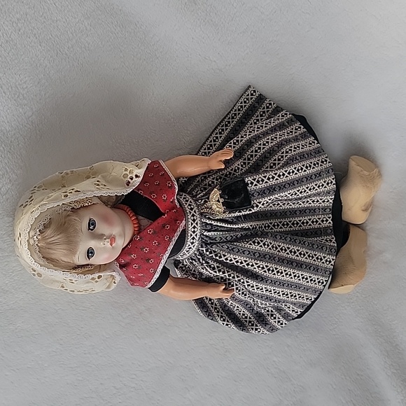 unknown | Toys | Pretty Vintage Hard Plastic Doll Original Clothes ...